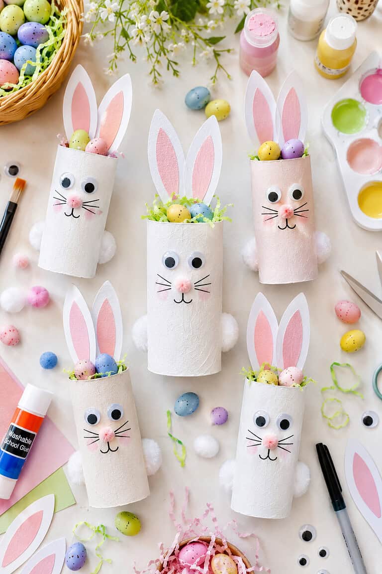 25 Cute Toilet Paper Roll Crafts for Kids (Simple & Super Fun Ideas)